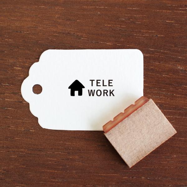 TELEWORK(テレワーク)のスタンプです。横幅が22mm以上のバーチカル手帳にちょうどいいサイズです。商品画像に使用している手帳は、コクヨ ジブン手帳Biz mini B6スリム(190×120mm)です。いろいろな手帳に馴染むベーシッ...
