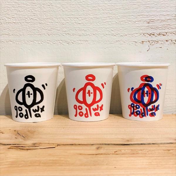 オーストラリア、クイーンズランド州ヌーサヘッズ生まれのGood Surf Waxは石油由来成分や添加物は一切使用せず、原材料はミツロウとオーガニックココナッツオイルだけ。私たちがともに働く地元の養蜂家は最高級のミツロウを提供してくれます。何...