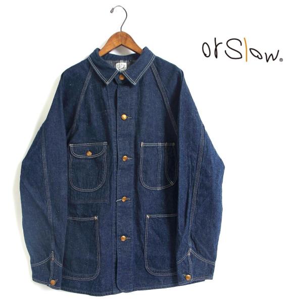 19世紀初期からアメリカの作業着として普及していたカバーオールの中でも1950年代ごろのタイプからインスピレーションを感じて企画したモデル。ラグランスリーブのラップシームや美しい曲線を描くパッチポケット等は職人泣かせの仕様になっている。オリ...