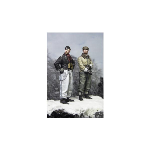 第二次世界大戦中のハリコフ戦に参加したLAH（ライプシュタンダルテ・アドルフ・ヒトラー）所属将校を再現したレジン製フィギュアセットです。東部戦線の激戦地として知られるハリコフ戦をテーマとしており、作戦立案や戦況確認、部隊指揮などの場面を演出...
