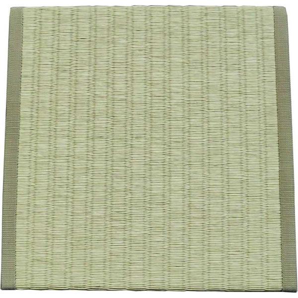 畳職人の手でひとつひとつ手作りした、畳ベースの登場です。和のフィギュアやプラスチックキットの台座として、刀や小物などの飾り台として、本物の畳によるこだわったディスプレイを楽しむことができます！花瓶や季節の飾り台としてもオススメです！単体での...