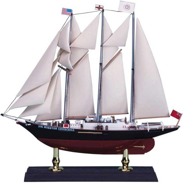 英国の近代帆船 その名は「サーウインストンチャーチル」戦後英国では大型帆船の建造をすべきという世論により、セール・トレーニング・アソシエーションが全国の海事団体などからの寄付を集め、エジンバラ候をスポンサーに1964年建造を実現しました。1...