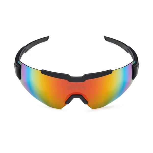 SPIUK PROFIT BLACKは、シンプルでありながら高い性能を誇るサングラスです。クールなブラックフレームが洗練された印象を与え、どんなアクティブシーンでもスタイリッシュに決まります。軽量かつ耐久性のある素材を使用し、長時間の使用で...