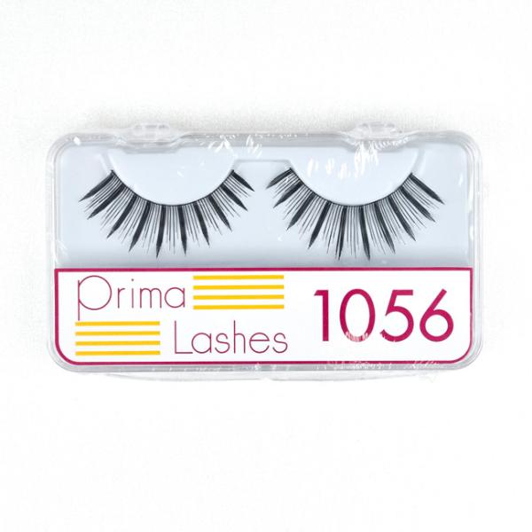 社交ダンスの競技会やデモンストレーションに必要になる、つけまつげです。顔全体、特に目の印象を変えます。一定感覚で、毛が濃くなっています。スタンダード、ラテン両方に使えます。プリマ製。送料込みでこのお値段！定番商品ですので、まとめ買いもおすす...