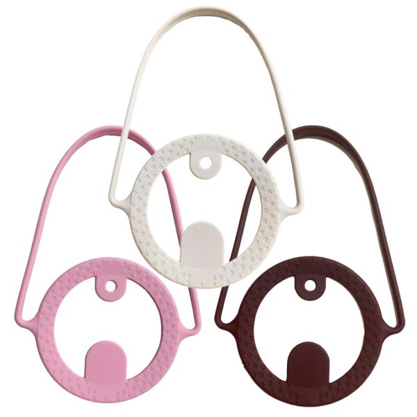 ■カップホルダーのテイクアウトの時に両手がふさがらないためドリンクカップホルダーになります。タピオカからスタバコーヒー、コンビニコーヒーやカフェでのテイクアウトの珈琲やお茶などを両手がふさがらず持ち運びできるおしゃれグッズ。車や自転車にも対...