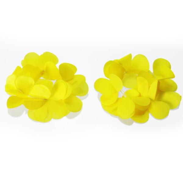きれいで大きな花びらのうでわです。ダンスやステージの衣装のワンポイントにおすすめです。商品サイズ約φ100×65mmセット内容本体2個組