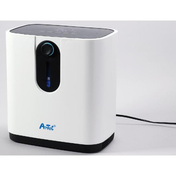 ●用途に合わせて酸素濃度が調整可能！●仕事や自宅でのリラックス・リフレッシュに！●鼻吸入チューブ・吸入器が付属！●タッチパネルで簡単操作！●毎日の健康管理に！ メーカー保証期間：1年商品サイズ284×210×H302ｍｍセット内容本体×1台...