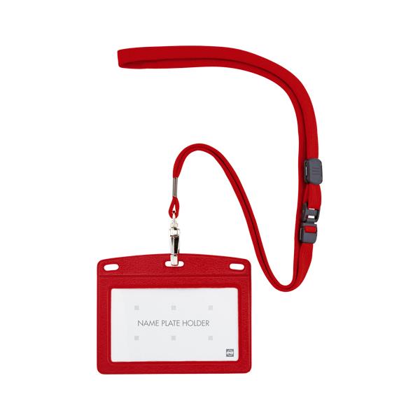 吊り下げ名札レザー調　赤 ●外寸：縦８０×横１０３ｍｍ●収容寸法：縦５５×横９１ｍｍ●ストラップ長：９０ｃｍ●ストラップ幅：約１０ｍｍ●材質：塩ビ