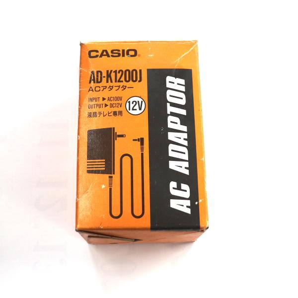 メール便発送はできません。宅配便発送となります。カシオアダアプター液晶テレビ専用INPUT AC100V　OUTPUT DC12V箱寸法：75×115×65ミリ長期滞留品にて、箱・本体ともに少々汚れています。かなり以前の商品のため、適合機種...