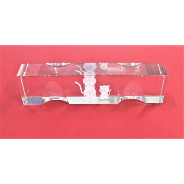 寸法の関係でメール便発送はできません。佐川急便宅配便発送となります。紙押え・文鎮　書類押えのペーパーウエイトかわいく机の上の置物に書道の時の筆置きに商品寸法：30×20×120ミリ　重さ：160ｇ箱寸法：64×153×35ミリ　総重量：210ｇ