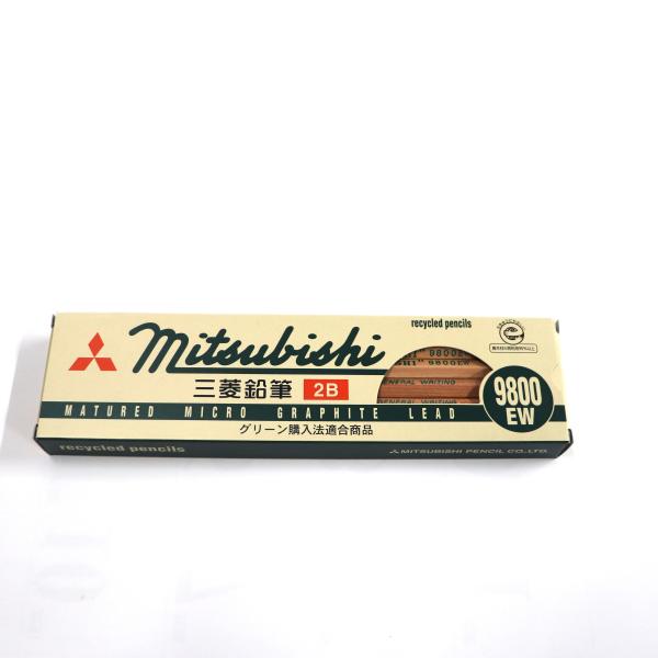 三菱鉛筆 リサイクル鉛筆 9800EW 2B木の端材を活かした「ジョイント工法」の鉛筆●スラット（鉛筆の軸材料となる加工板材）には「ふし」や「欠け」があります●使えない部分を切断し、残った使える木片と木片をつなぎあわせ鉛筆軸にします★軸に色...
