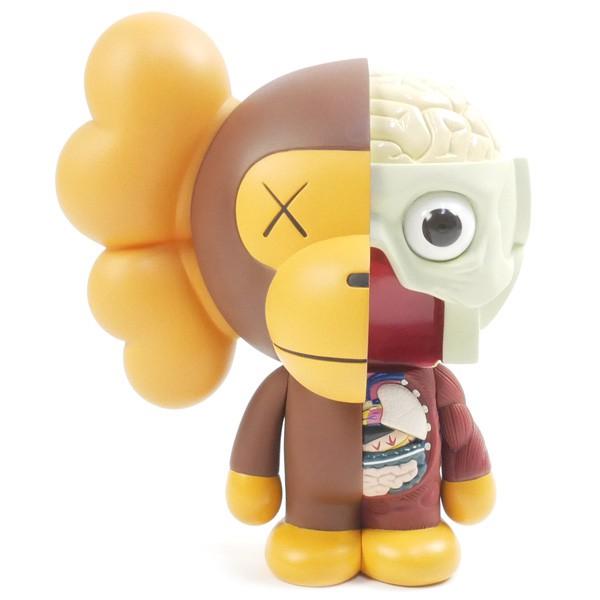 ブランド:A BATHING APE(ア ベイシング エイプ)1993年にNIGO氏（長尾智明氏）が立ち上げたブランド“A BATHING APE”。猿の顔を迷彩柄に組み入れたグラフィックや、猿をアニメ調にしたmilo（マイロ）というキャラ...