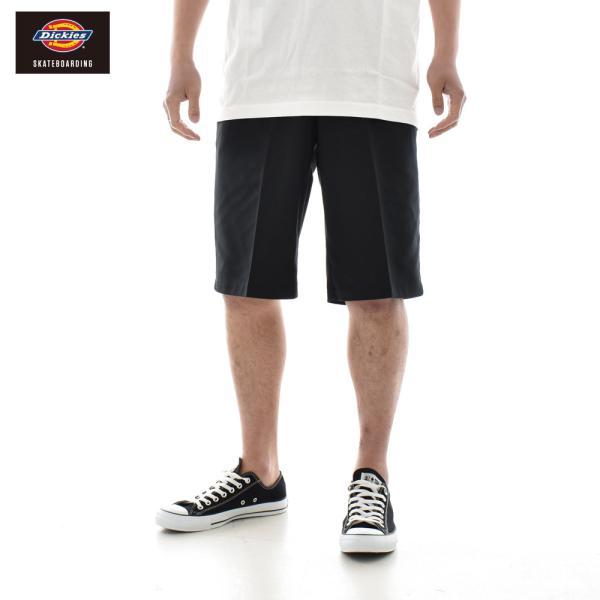 【メール便対応不可（NG）】スケーターのニーズに特化した専用ライン「Dickies SKATEBOARDING(ディッキーズ スケートボーディング)」より、フレックス仕様のルーズフィットショーツのご紹介。【特徴】・リラックスフィット・ポリエ...