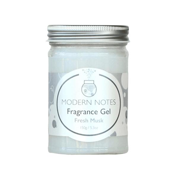 『MODERN NOTES(モダンノーツ)』フレグランスジェル液体を使わないジェルタイプのフレグランス。ポリフェノール消臭成分が嫌な臭いを消していい香りに♪車、クローゼット、小さいお子様やペットの手が届く場所など、こぼれる心配からこれまでフ...