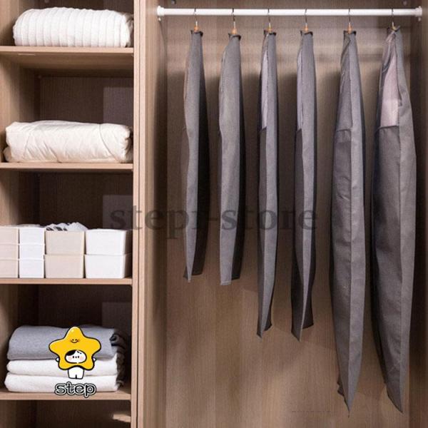 ■ 品名：衣装カバー■ 素材：不織布■ カラー：全1色■ サイズ：M-XL検索キーワード：衣装カバー　洋服カバー 半透明タイプ まとめてタイプ ホコリ防止 衣替え 衣類収納ケース 取り付け簡単 衣類カバー ウエアカバー 洋服カバー 衣類 マ...