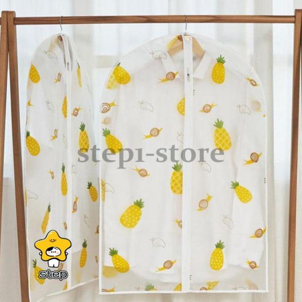 ■ 品名：衣装カバー■ 素材：EVA■ カラー：全2色■ サイズ：SMALL、BIG検索キーワード：衣装カバー　洋服カバー 半透明タイプ まとめてタイプ ホコリ防止 衣替え 衣類収納ケース 取り付け簡単 衣類カバー ウエアカバー 洋服カバー...