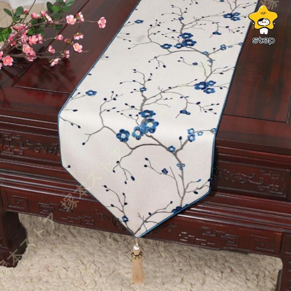 爆買　サイズ：33*150cm、33*180cm、33*200cm、33*230cm、33*300cm。シンプルですっきりとしたラインデザイン、季節や気候に合わせたデザイン、無地や豪華なスタイル、好きなように切り替えられ、結婚式や誕生日パー...