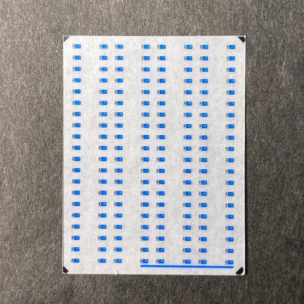 民鉄用の青いドア表記のNゲージ（1/150スケール）用インレタです。主に2011年から使用されているタイプです。1000形アルミ車や2100形のドア幅に合わせておりますが、片扉車にも使われていた、メーカーによる差異などありますので、適宜調整...