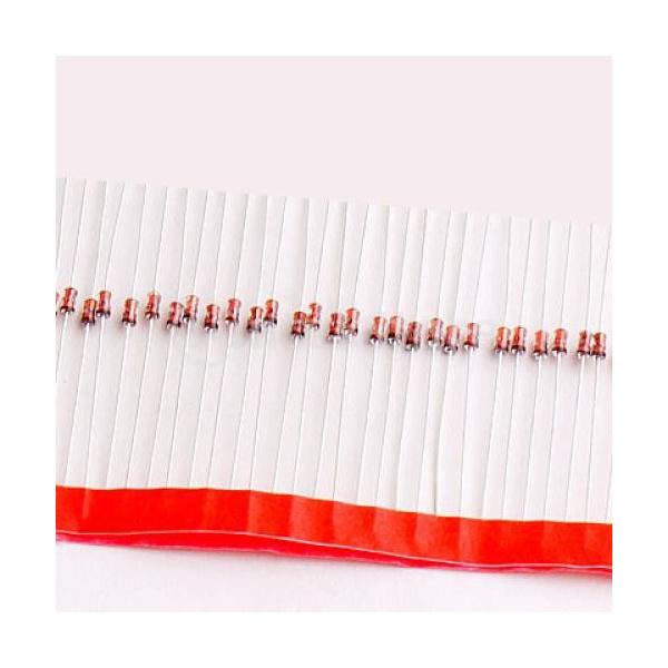 スイッチングダイオード 1N4148は、プレーナ技術で製造高速スイッチングダイオードである。  説明： 数量500個整流器の数：シングルダイオード/整流器タイプ：スタンダード特徴：信号の切り替え パッケージに含まれるもの：  500×スイッ...