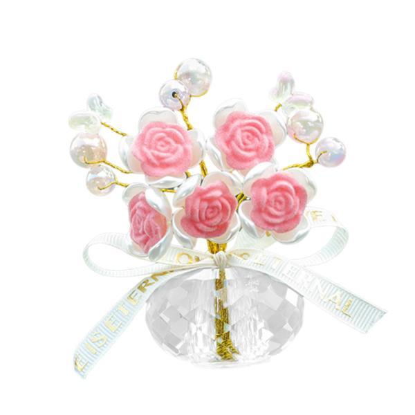 説明:[エレガントなデザイン]: この車用オーナメントは.車の内装にロマンチックで洗練された雰囲気を添える造花のバラが特徴です.重層的なデザインが美しさを高め.どんな車にもマッチします. [品質素材]: 高級素材で作られたこのデスクフラワー...