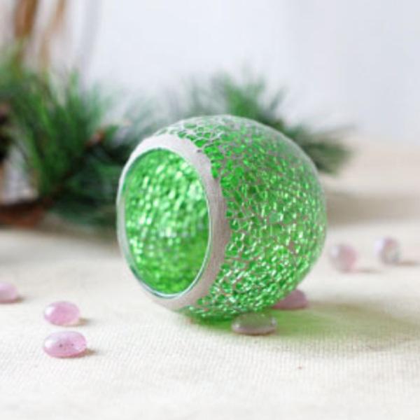 説明: モロッコスタイルのモザイクガラスの燭台 -これらのエレガントな燭台でどの部屋にも素晴らしい魅力を加えましょう.  ヴィンテージエレガントなスタイル .完璧なホームの中心部は.すべての部屋をドレスアップする; 炎ロウソクのために .キ...