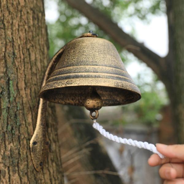 説明:手動ドアベルは.正面玄関に個性と魅力を追加します.この楽しい像を称賛します.それはどんな色.スタイルまたは装飾の選択でもありえます.そしてそれは素晴らしく見えます.絶妙なレトロデザイン.設置のしやすさ:ローマ風の呼び鈴は.シンプルな構...