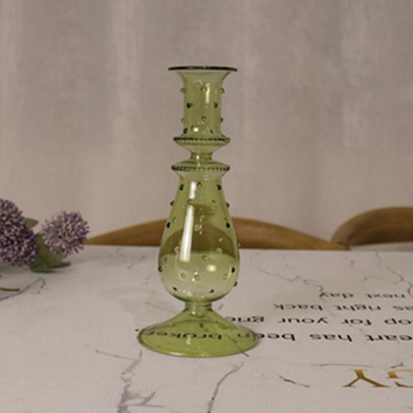 説明:ユニークでシンプルなデザイン.控えめながらエレガント.高品質のガラス製で.ガラス質の壁がなく.ベースが悪化するキャンドルスティックホルダーは.キャンドルが燃えるときに転倒するのを防ぎます.どんな装飾にもマッチします.あなたはそれを寝室...