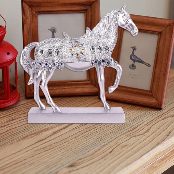 説明:高品質の素材:トロッティングホーススタチューは.最高の耐久性.安定性.防食性.環境に優しい高品質の樹脂で作られています.馬は賢く.忠実で勇敢で.高貴で優雅で優雅な空気を持っています.そのような装飾は幸運とスムーズなキャリアをもたらすで...