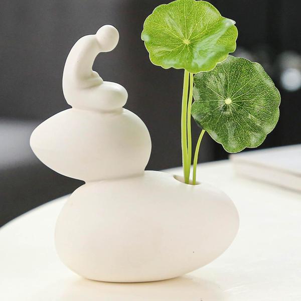 説明:装飾品:創造的でシンプルな仏像の装飾品.小さな僧侶のフラワーアレンジメント.ホームオフィスのデスクトップセラミックフラワーデコレーションの装飾品.手作りの陶器:水耕栽培のフラワーアレンジメントは.滑らかな線.繊細で繊細な白い陶器で作ら...