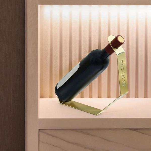 説明:[製品サイズ]: シングル卓上ワインラック.コンパクトで軽量.約 25cmx7cmx27cm/9.84インチx2.76インチx10.63インチ. [プレミアム素材]: ワインボトルホルダーは鉄素材で作られており.強力な構造で頑丈.壊れ...