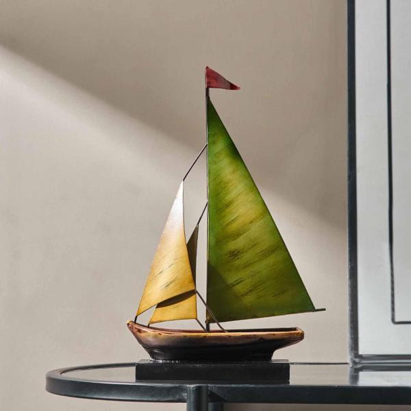 説明:[海の魅力]: 鉄製の帆船像は.ご自宅に海の優雅さを添え.地中海や海辺にインスパイアされた居心地の良い雰囲気を演出します. [多用途の装飾]: ビーチをテーマにした部屋.航海パーティー.クルーズのセンターピースに最適です.鉄船モデルは...