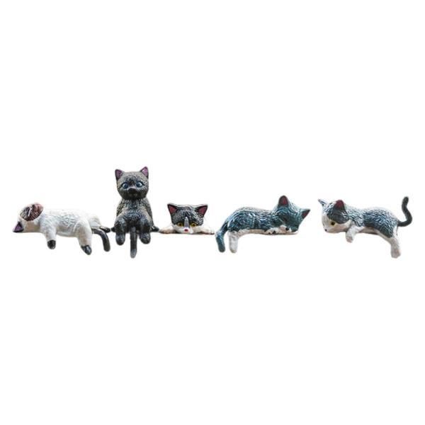 説明: [愛らしい]職場や日常生活に喜びと友情をもたらす魅力的な漫画の子猫のフィギュアが特徴です. [プレミアム素材]樹脂で作られたこれらのミニ像は滑ら??かで丈夫で.楽しいディテールを誇示しています. [多用途]車のダッシュボードアクセサ...