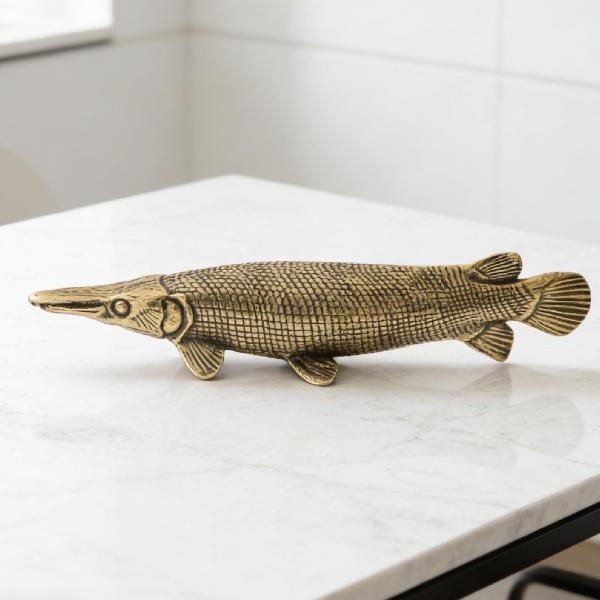説明: [素材]: 魚の彫刻は高品質の真鍮で作られており.耐久性とクラシックなアンティークな外観を保証します. [デザイン]: 真鍮製のミニチュア像は.伝統的な芸術と海洋のインスピレーションを融合させた本物そっくりの模造品です. [サイズ]...