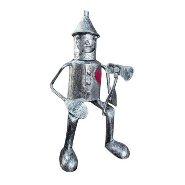 説明: [魅力的な装飾]: この創造的に作られたブリキの男の像であなたの庭.パティオ.または花壇を美しく飾り.どんな屋外スペースにも個性と魅力を加えます. [素材]: 丈夫な鉄で巧みに作られたこの庭の彫刻は.色あせや錆びることなく気象条件に...