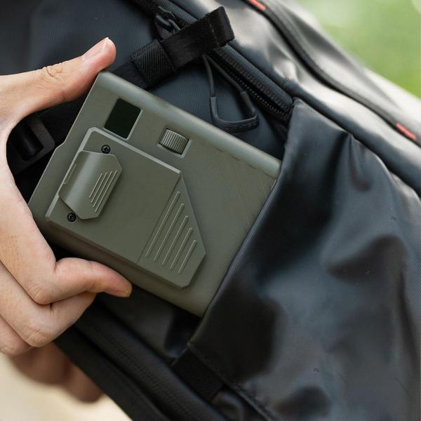 説明: [多機能ファン]: このポータブルファンは.ズボンにファンを吊り下げるためのクリップが特別に設計されています [便利な使用方法]: この腰扇風機は残電力を示すデジタル表示付きで.停電を心配することなく.作業現場や屋外で一日中涼しく過...