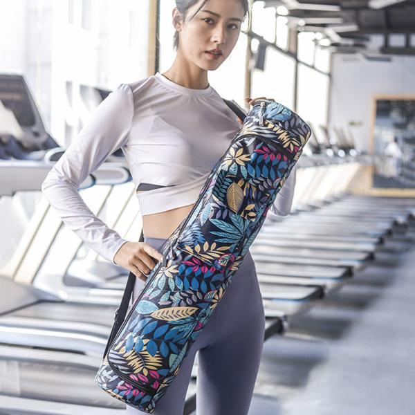 説明:ヨガ/ピラティス/フィットネスマット巾着キャリーバッグには.バインディングストラップ/ベルトが付属しており.軽量で持ち運びに便利です.丈夫で耐久性があり.洗える.ほぼサイズのヨガやピラティスマットにフィット身の回り品用の反射ジッパーポ...