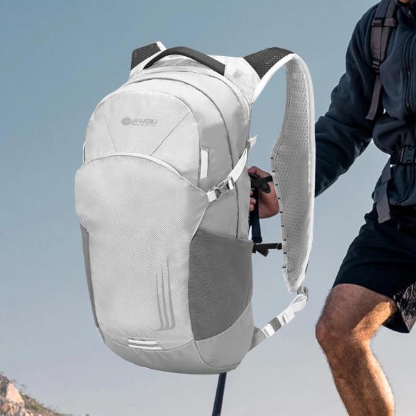 説明:[大容量で快適]:このハイドレーションパックは.約18Lの容量を持つ軽量で通気性のあるバックパックです.ダブルスタビリティシステムを採用しており.サイクリング.ランニング.ハイキングなどのアウトドアアクティビティでも快適に着用できます...