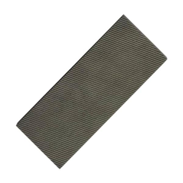 説明:製品: これはスノーボードエッジチューニングツールで.シングルとダブルのスノーボードのエッジのメンテナンスと研ぎに最適です.素材: 丈夫なスチール製のこのスキースノーボードサイドエッジシャープナーは.定期的な使用に耐え.一貫したパフォ...