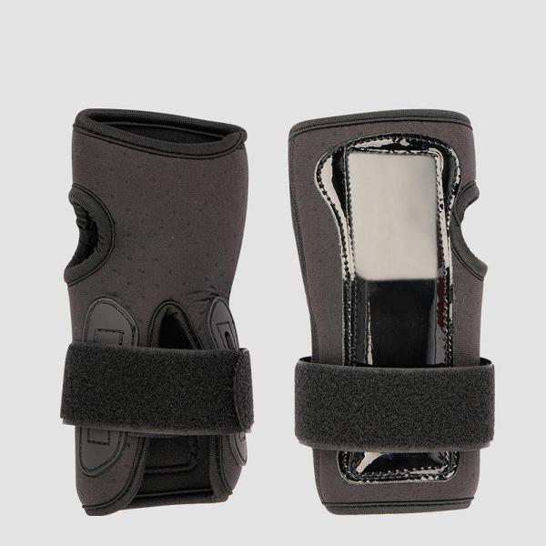 説明:[保護]: 手首をサポートするように設計されたこのスキーリストガードは.スキー中に手首の関節を安定させ保護するラップアラウンドを備えています. [デザイン]: 人間工学に基づいたアルミカーブプレートは頑丈で強度があり.手首の輪郭にぴっ...