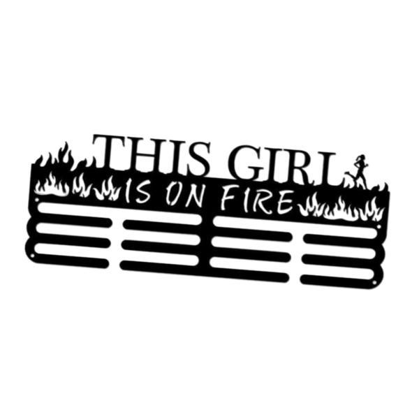 説明:[ランニングをテーマにしたデザイン]: このメダルハンガーは大胆な「THIS GIRL IS」モチーフが特徴で.レースメダルをスタイリッシュに整理し.スペースを節約しながら誇らしげに展示するのに最適です. [プレミアム鉄製構造]: メ...