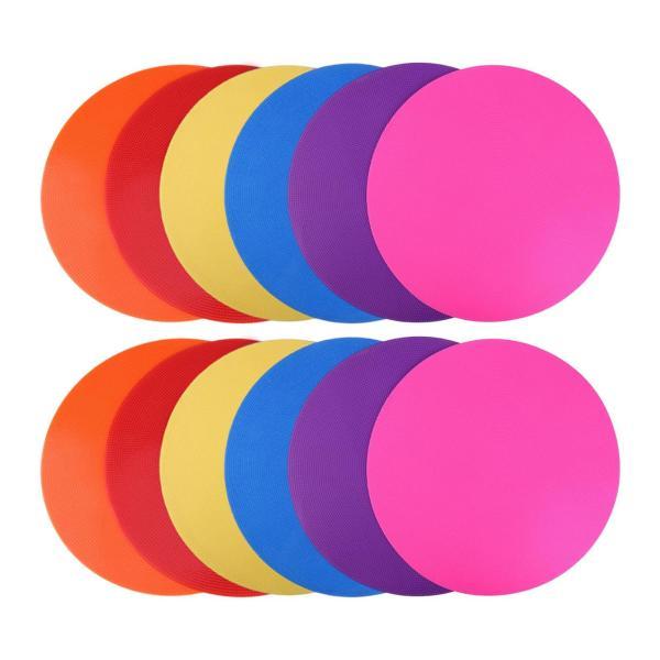 説明: [高い視認性]: 直径23cm/9.06インチ.視認性の高いマルチカラーの丸型フラットデザイン. [プレミアムで信頼性]: スポットマーカーはTPE素材で作られており.耐久性.耐摩耗性.耐傷性.滑り止め性に優れています. [スキル向...