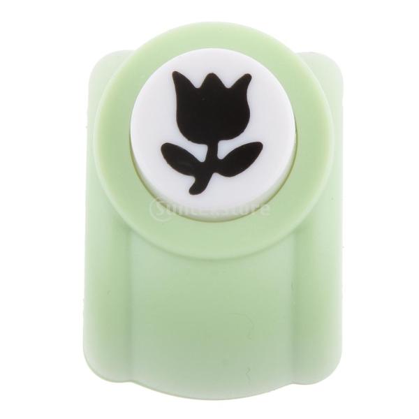 説明:子供のDIYアートワーク.ギフト包装.封筒.思い出の本.グリーティングカード.ギフトタグ.スクラップブック.カード.装飾品.その他のペーパークラフトに最適です.用紙を平らにしてプレイスロットに入れ.好きなデザインを所定の位置に回転させ...