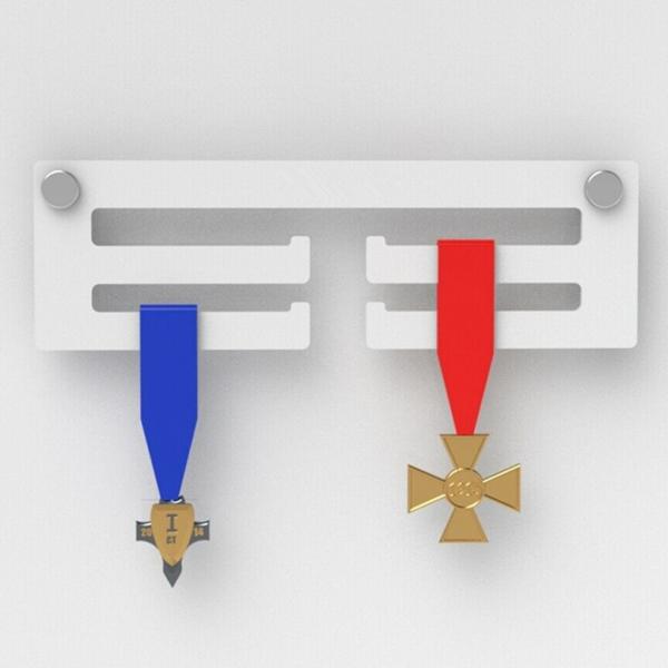 説明:アクリル製で.環境に優しく.錆びず.色あせがなく.汚れが付きにくく.指紋やほこりや油の蓄積を効果的に解決します.壁にしっかりと取り付けるための2つの穴を設計しました.メダルディスプレイホルダーには.必要な機器と取り付け金具がすべて付属...