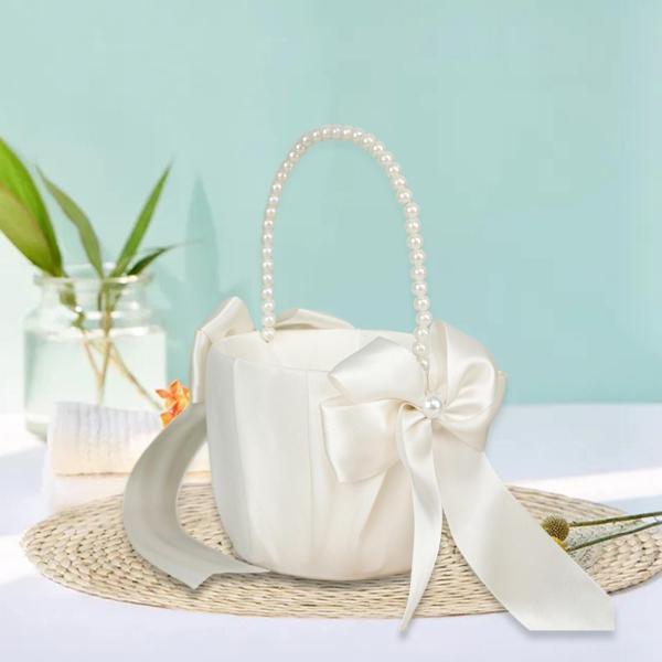 説明:[ウェディングフラワーガールバスケット]:フラワーガールバスケットは.ビーズで飾られたロマンチックなウェディングデコレーションアクセサリーで.細かい細工が施され.高貴で絶妙です.[エレガントな素材]:フラワーバスケットは高品質の生地と...