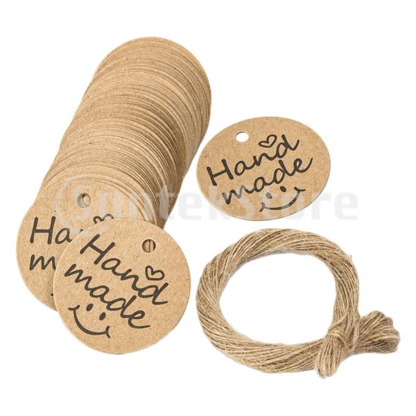 説明:100個の丸い形の高品質の紙ラベルには.天然のジュートより糸が付いています.ハンドメイドの工芸品を飾るために.ハンドメイドとスマイルフェイスがプリントされています.これらのタグには.すぐに使用できるパンチ穴が付いており.DIYクラフト...