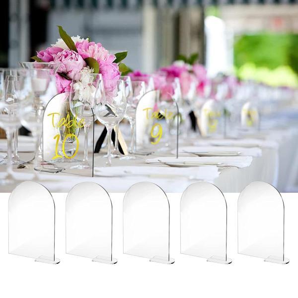 説明:パッケージ: 結婚式のアクリルテーブル番号サイン5個.透明アクリルスタンド5個をお届けします.素材: これらのアーチ型の丸いトップは透明なアクリル素材でできており.壊れにくいです.さらに.これらのアクリル  テーブル番号は.精巧な職人...