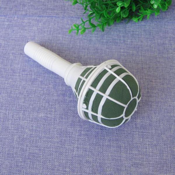 説明:ミニマリストなデザイン: フォーム付きの乾燥したトーラスをシンプルに保持する花嫁ブーケのベースは.ファッションでモダンで.結婚式の装飾に最適です.プレミアム素材: 当社のフラワーブーケホルダーは丈夫な素材で作られており.高品質で軽量で...