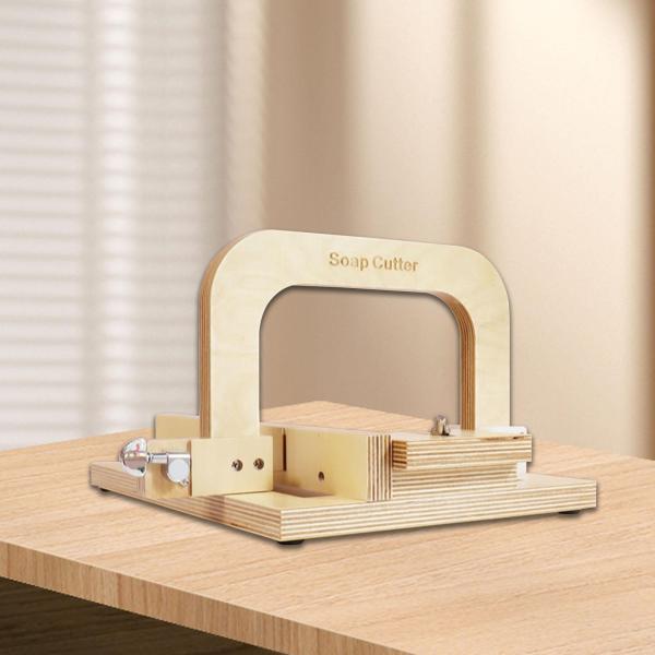 説明:[木製ソープカッター]手作り用の木製ソープカッター.石鹸切断ツール.プロ仕様の石鹸切断テーブル切断機. [調節可能な厚さ]調節可能な木製ソープディスペンサー.カッターには明確な印刷寸法があり.距離を簡単に変えることができ.柔軟で好みの...