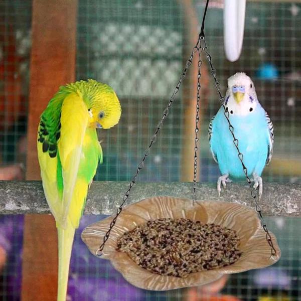 説明:[吊り下げデザイン]吊り下げ式バードフィーダーは.使いやすい吊り下げデザインを採用しています.枝やポールなどに吊り下げるのに適しています. [庭の装飾]屋外用バードバストレイは.創造的で美しい花のイメージデザインを採用しています.庭や...