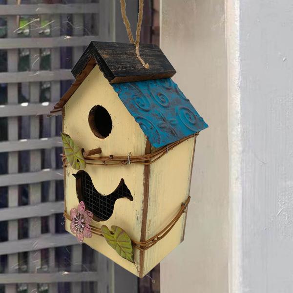 説明:[素材]: 屋外用の吊り下げ式バードハウスは木製で.耐候性があり.長期間使用しても丈夫です. [庭の装飾]: 斬新な装飾の巣箱.素朴な田舎のコテージの形.お庭に温かみと鮮やかな雰囲気を加えます. [バードシェルター]: 丈夫なジュート...